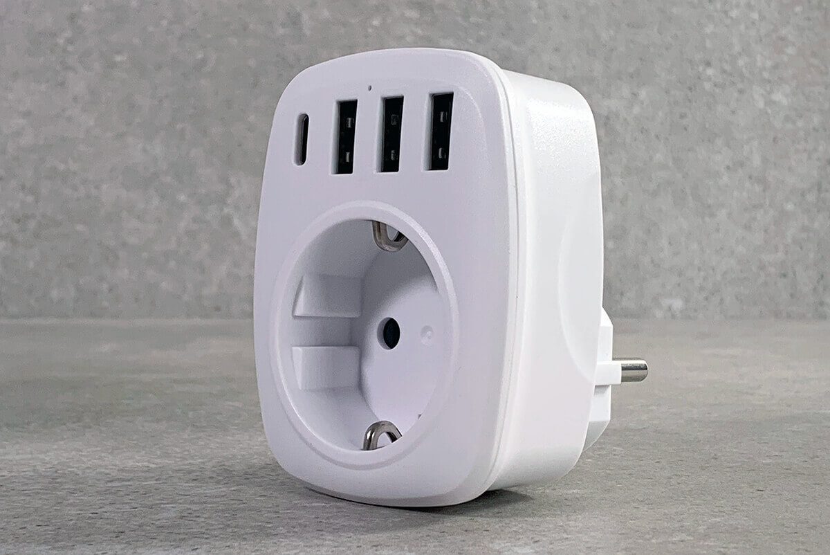 Test: USB-Steckdose mit USB-C- und USB-A-Ports