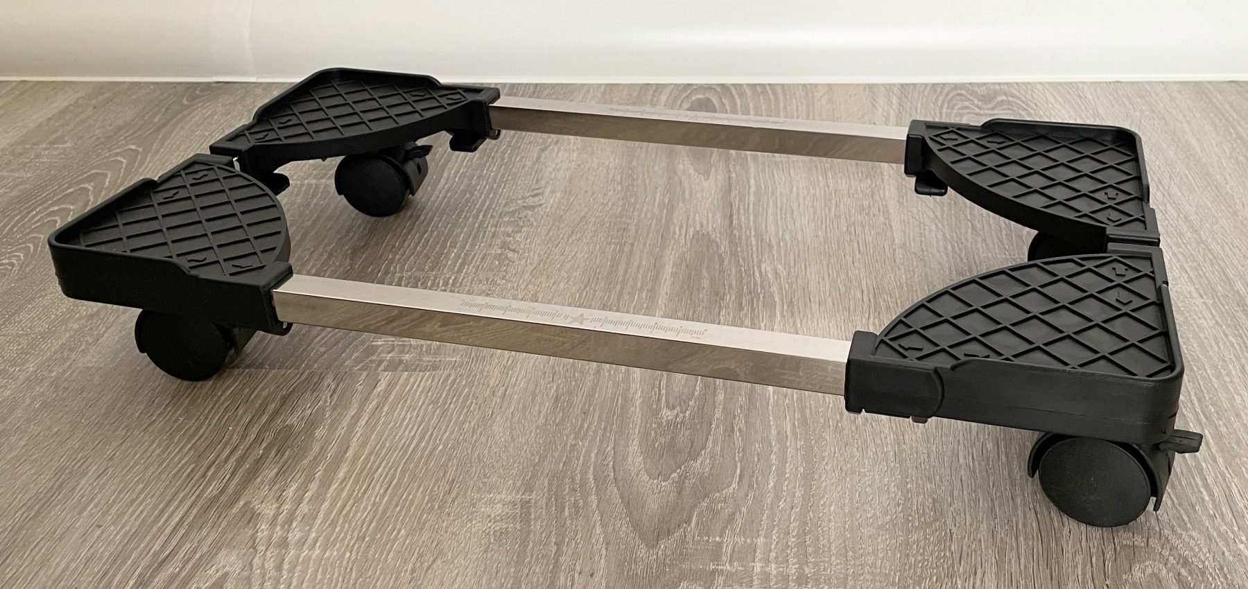 PC-Ständer mit Rollen: Günstiger Computer-Wagen » Sir Apfelot